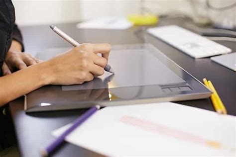 Should Graphic Designers Also Learn Web Design Design Crawl