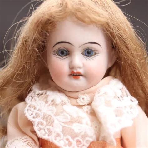 Ancienne Petite Poup E Porcelaine Des Ann Es V Tements Originaux Steiff Eur