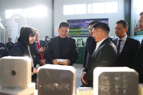 Монгол Улсын Ерөнхийлөгч У Хүрэлсүх эрдэмтэн судлаачдын бүтээсэн “Мимо” брэндийн малын тэжээл