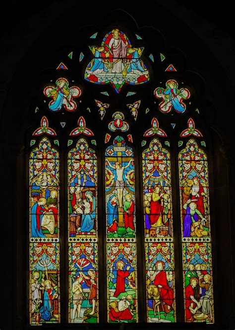 거룩한 건축 세부 고대 건축 고딕 양식의 건축물 교회 교회 인테리어 교회 장식 극히 신성한 기독교 기독교 예술 다채로운 대성당 대성당 내부 모자이크