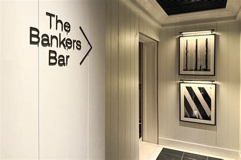 The Bankers Bar Valencia Encuinarte