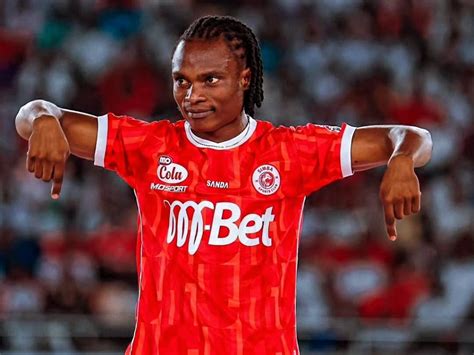 Kibu Denis Afiwa Na Baba Mzazi Simba Sc Watoa Pole