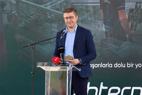 Hristijan Денеска имав чест да присуствувам на поставувањето на камен темелникот на фабриката