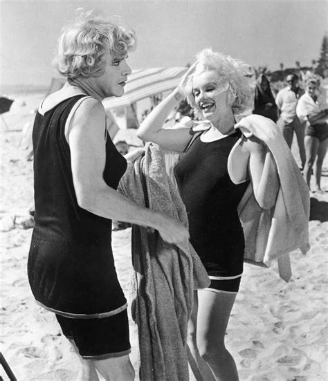 Rare Vintage Photos Of Celebrities At The Beach