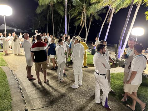 teamasi connect on hamilton island for connect 2023 asi solutions