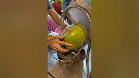 껍질빼고 버릴께 없는 코코넛의 모든것 태국 길거리 음식 Youtube