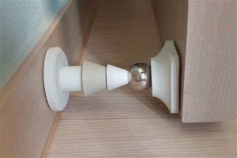 잠금고정·방범용품 자석 방문 도어스토퍼 문쾅 문닫힘 문충격 방지 가드 오늘의집 쇼핑