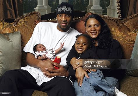 Tracy Mcgrady Of The Houston Rockets Poses With His Fiance Clerenda