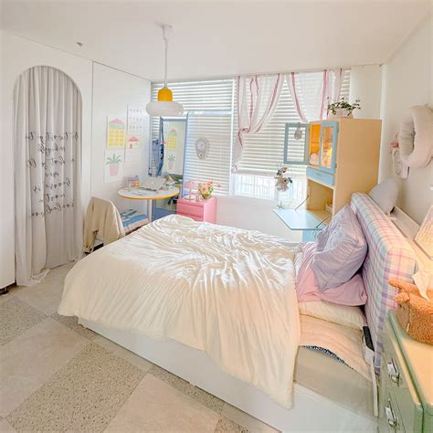 💛별은우네 인테리어 집꾸미기 홈스타일링💛 애들은 아빠랑 부루마불로 세계여행 떠나고 ㅋㅋ딩굴거리다 보니 벌써 저녁시간이예요 저녁은 나가서 먹으려구요 ⌯ㅅ⌯ 동서