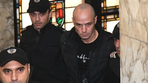 Постоянен арест за мъжа обвинен че е измъчвал кучето Мечо Nova