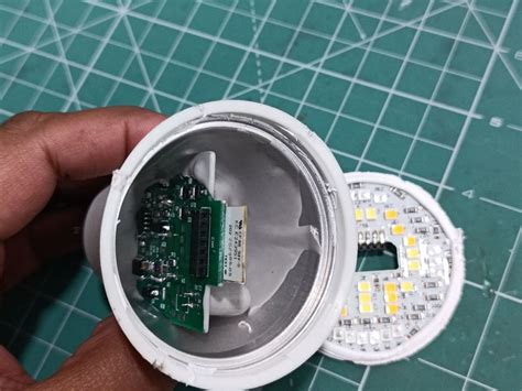 Teardown Halonix Smart Led Bulb