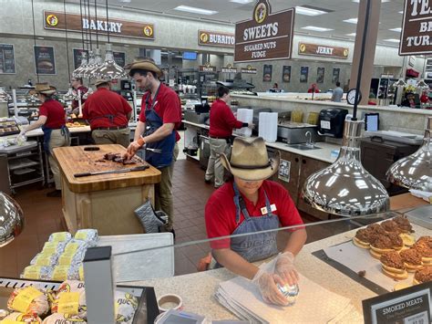 15 Best Things To Buy At Buc Ees Foods Products Parade