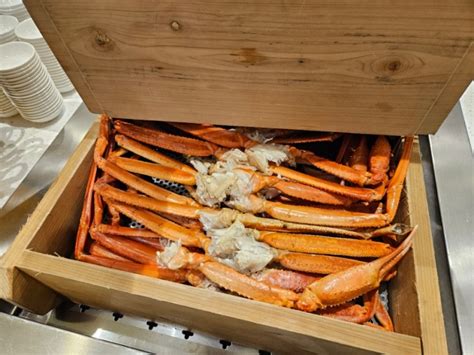 밀리토피아호텔 더블룸 후기 And 다이닝100뷔페 할인팁 양갈비 스테이크 대게 무한 네이버 블로그