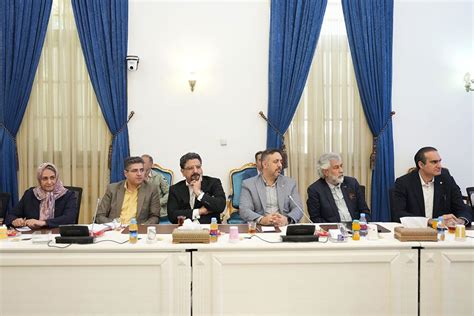 سازمان نظام صنفی رایانه ای کشور گزارش تصویری دیدار اعضای سازمان نظام صنفی رایانه‌ای با وزیر