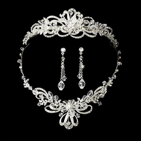 Swarovski Crystal Necklace Set At Best Price In Hyderabad By Gianeys