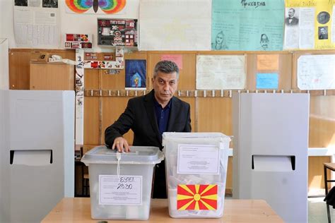 ВРЕДИ НЕ БОЈКОТИРА Таравари Меџити и Касами гласаа и на претседателските избори ФОТО News 24