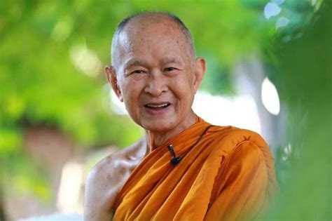 ปูนเทถนนถุง วัดป่าเมตตาวนารามห้วยไร่ หลวงปู่สนธิ์ อนาลโย