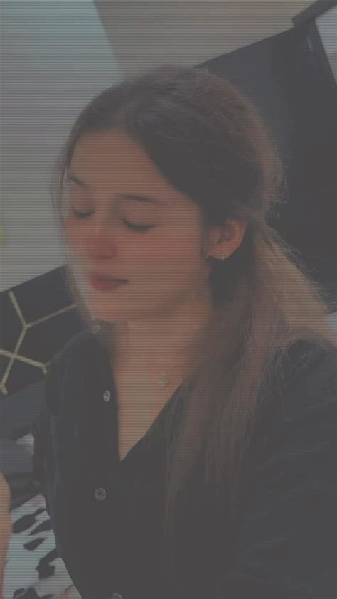 Sofia Tariq Sofigujratan • Instagram Photos And Videos