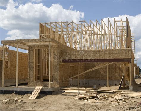 Bouw Van Een Nieuw Huis Stock Foto Afbeelding 21873268