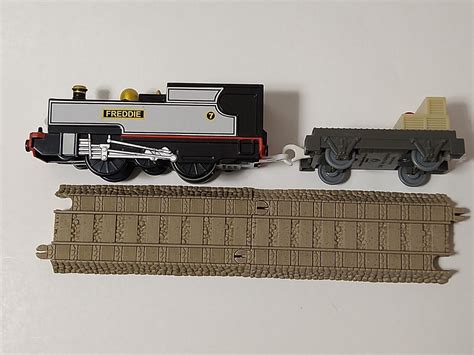 Thomas And Friends Freddie In Ding A Ling Trackmaster Tomy Hit Toy