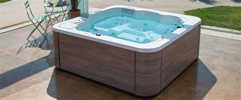 How To Insulate A Hot Tub Guide Winter Year Round