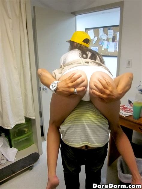 Drunk College Amateur Teen Freshmen Partying Naked Porn Pictures Xxx