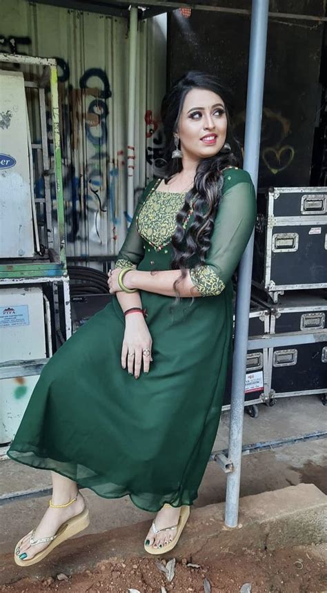 Aishwarya Rajeevs Feet