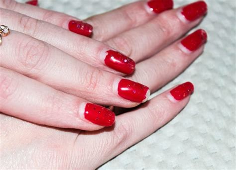 Hard Gel Nails Vs Soft Gel Nails Vs Gel Polish How To Choose The Best Gel Service For Your
