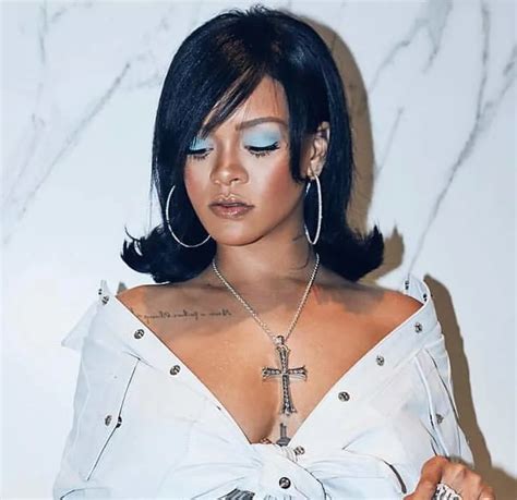 20 Cute And Fun Short Flip Hairstyles For Summer Romance