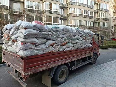 朝阳区来广营建筑垃圾清运 挖掘机出租 小区装修渣土清运 工地建筑垃圾清运