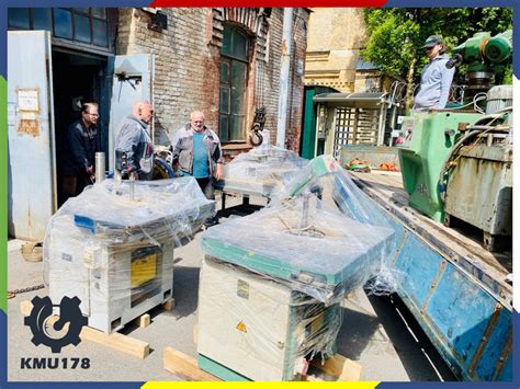 Перевозка манипулятором станков и различного оборудования в Санкт Петербурге — Drive2