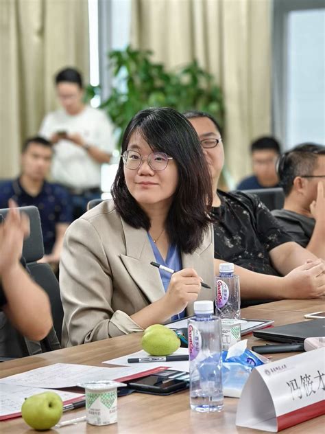 Ning Zhang Publishes Article In The Chinese Historical Review