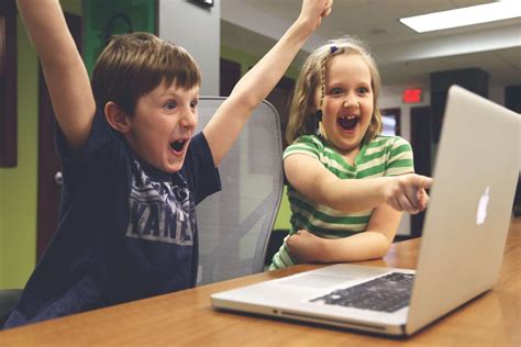 Top 10 Best Text Editors For Programmers 2025 Techcommuters