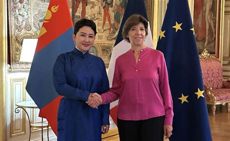 Монгол Францын Гадаад хэргийн сайд нар хоёр орны харилцааг стратегийн