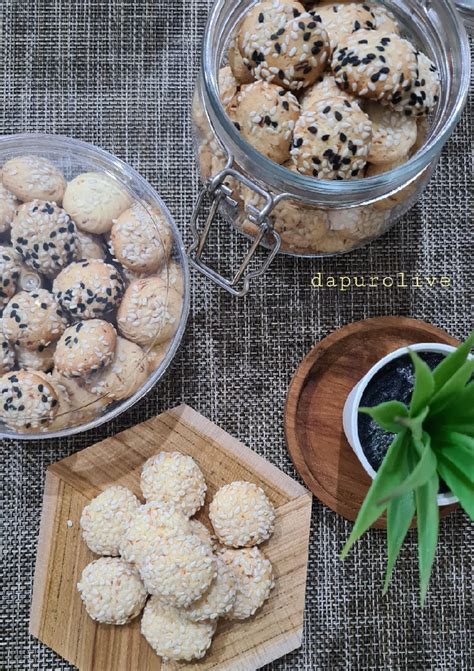 Resep Kue Keju Wijen Gluten Free Sesame Cheese Cookies Oleh Dapur Olive Cookpad