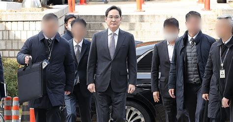 법원 향하는 이재용 삼성전자 회장