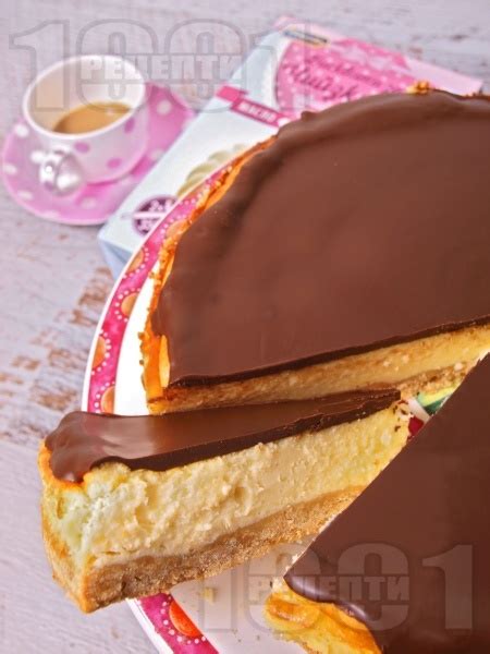 Немски чийзкейк с натрошени обикновени бисквити Победа крема сирене и шоколад с печене