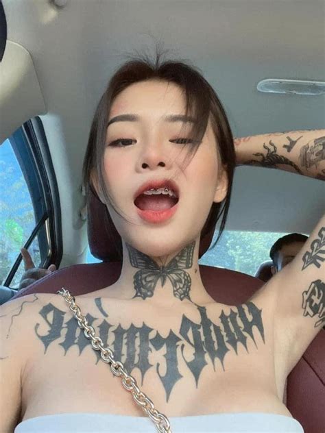 รวมดาวทวิต เที่ยววันหยุดพักผ่อน กีฬา วอลเลย์บอล สาวสวย ทีมชาติไทย มวย ตะกร้อ บอล นัก