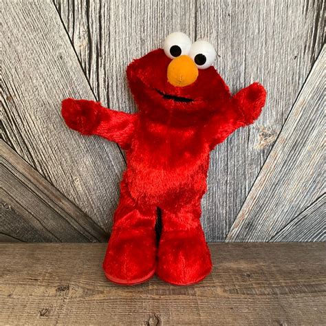 Vintage Hokey Pokey Elmo Singing Dancing {2002 Mattel Sesame Street Battery Plush Toy} Red