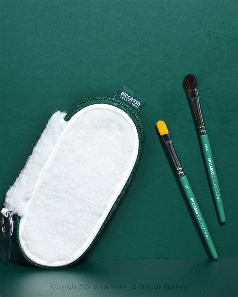 로즈🌹 제품협찬 본 게시물은 퓌 서포터즈 활동으로 제품을 제공받아 제작되었습니다 퓌 글리츠 스톤 하이라이터 퓌fweemakeup 컬러 맛집 퓌에서 선보이는