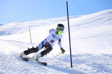 დღეს ბაკურიანში საქართველოს სამთო სათხილამურო თასის მეორე ეტაპი სლალომის სახეობაში გაიმართა