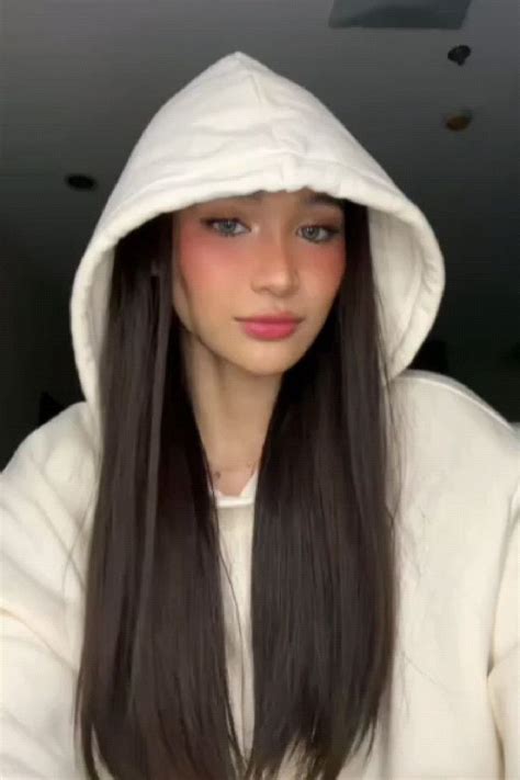 Bini Jhoanna In Quick