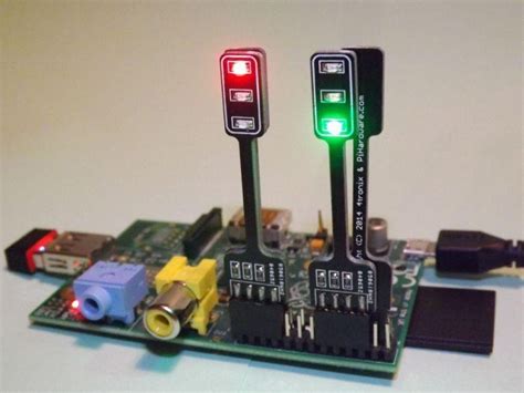 Pi Stop Educational Traffic Light For Raspberry Pi The Pi Hut
