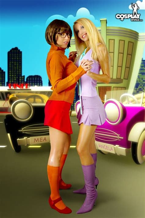 Best Images About Velma On Pinterest Cartoon Sexy Velma And Cosplay