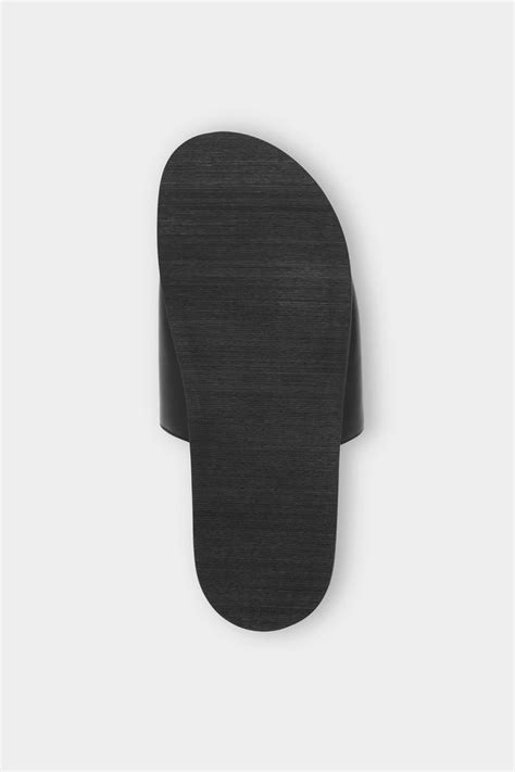 Mens Assembly Label Footwear Assembly Label