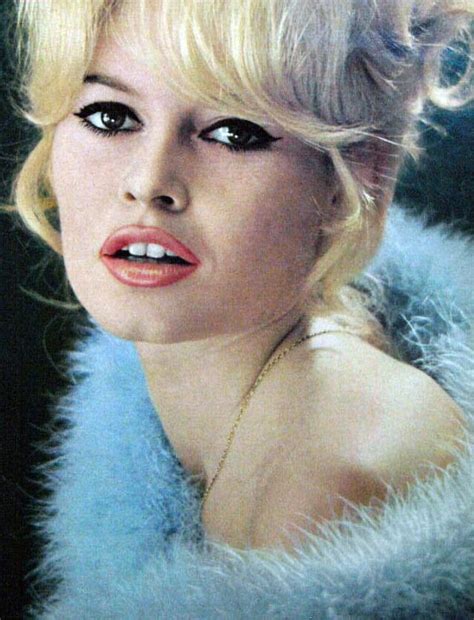 30 Rare Color Photographs Of A Young And Beautiful Brigitte Bardot In