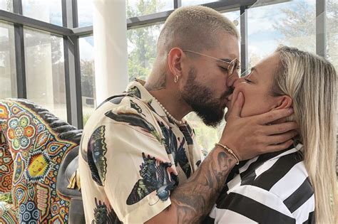 Maluma Kissing His Mother On The Lips Is ‘a Cultural Thing Says Rep The Independent The