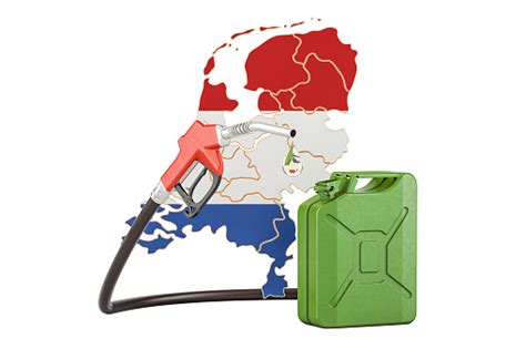 생산 및 무역에서 네덜란드 가솔린의 개념 흰색 배경에 고립 된 3 차원 렌더링 3차원 형태에 대한 스톡 사진 및 기타 이미지 3차원 형태 가격 가솔린 Istock