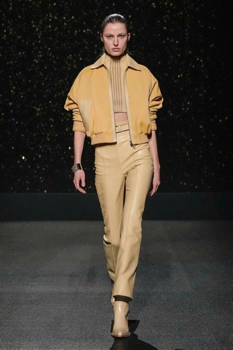 Hermes Svelte Sexy Hitwomen Fvm