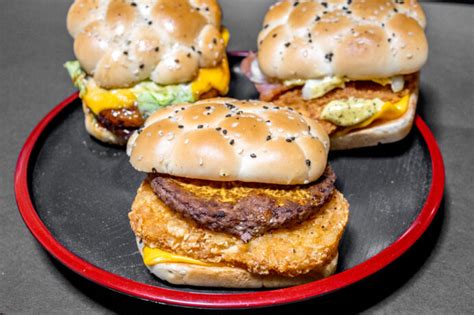 1 5発売！マクドナルドの【ゴジラバーガー3品を徹底比較】～オーダーに悩むならコレで決まり